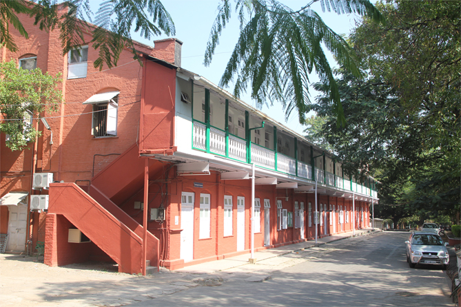 기사 - 올해 칸 영화제 그랑프리를 수상한 영화의 감독에게 인도 정부가 소송을 건 까닭은?